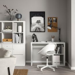 IKEA KALLAX / LOBERGET Schreibtisch und Stuhl