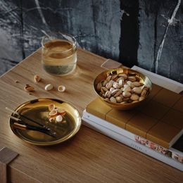 IKEA STOCKHOLM 2025 Schale und Teller