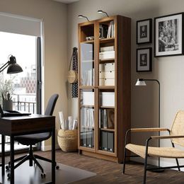 IKEA BILLY / OXBERG B&uuml;cherregal mit Vitrinent&uuml;ren
