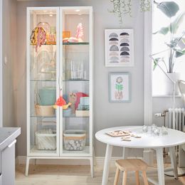 IKEA MILSBO Vitrine