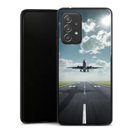 DeinDesign Galaxy A52s 5G Handy Slim Case extra d&uuml;nn Silikon Handyh&uuml;lle schwarz H&uuml;lle Wanderlust Airplane Urlaub Silikon Slim Case