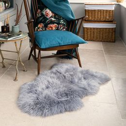Echter grauer Schaffell-Teppich, seidig, nat&uuml;rlich, weich und flauschig, echte Wolle