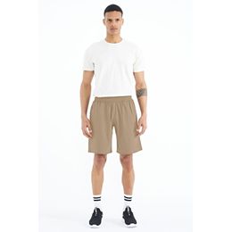 Herren Regular-Fit Weite Shorts