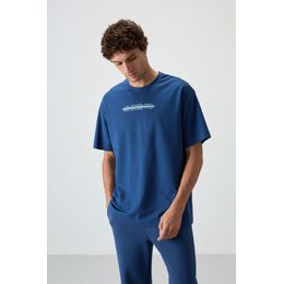 &Uuml;bergr&ouml;&szlig;e Bedrucktes Rundhals-T-Shirt