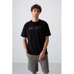 &Uuml;bergr&ouml;&szlig;e Bedrucktes Rundhals-T-Shirt