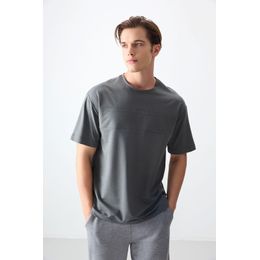 &Uuml;bergro&szlig;es Rundhals-T-Shirt