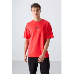 &Uuml;bergr&ouml;&szlig;e Baumwoll-Mischung Logo T-Shirt