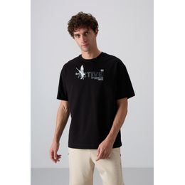 &Uuml;bergr&ouml;&szlig;e Bedrucktes Rundhals-T-Shirt