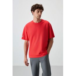 &Uuml;bergr&ouml;&szlig;e Bedrucktes Rundhals-T-Shirt
