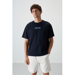 &Uuml;bergr&ouml;&szlig;es bedrucktes Baumwollmisch-T-Shirt