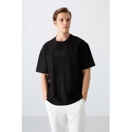 &Uuml;bergr&ouml;&szlig;e Logo Besticktes Baumwollgemisch T-Shirt
