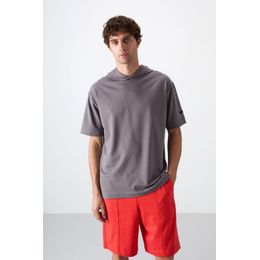 Oversized Kapuzen-T-Shirt mit kurzen &Auml;rmeln