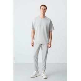 Herren Oversize T-Shirt und Hosen Set