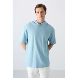 &Uuml;bergro&szlig;es Kapuzen-T-Shirt mit kurzen &Auml;rmeln