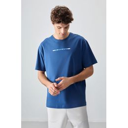 &Uuml;bergro&szlig;es Baumwoll-Crewneck-T-Shirt