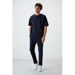 Herren Oversized T-Shirt und Hosen Set