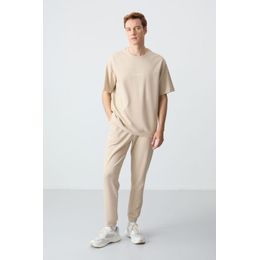 Herren Oversized T-Shirt und Hosen Set