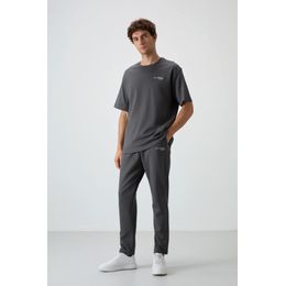 Herren &Uuml;bergr&ouml;&szlig;e Baumwoll-Polyester Aktiv-Set