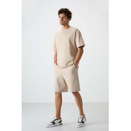Oversized Kurzarm-T-Shirt und Shorts Set