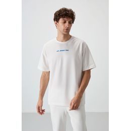 &Uuml;bergr&ouml;&szlig;e Bedrucktes Rundhals-T-Shirt