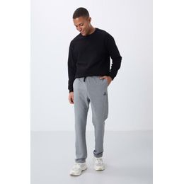 Herren Sweatpants aus Baumwollmischung im Regular Fit