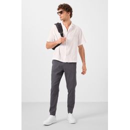 Herren Chinos mit geradem Bein aus Gabardine