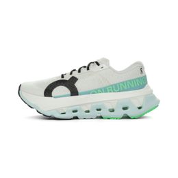 On CloudmOnster 3 Hyper Damen