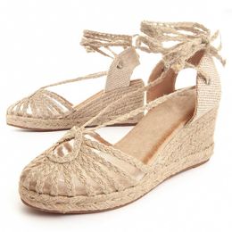 Montevita Wedge Sparto Cien in Beige