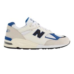 New Balance - "x Teddy Santis 990 V2" Sneaker f&uuml;r Damen, Wildleder (Wei&szlig;)