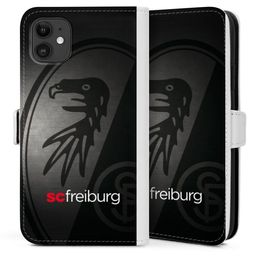 DeinDesign iPhone 11 Handy Klapph&uuml;lle Handyh&uuml;lle aus Kunst Leder wei&szlig; Flip Case Official Licensed Product Sc Freiburg Metallic Look Sideflip mit Lasche