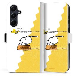 DeinDesign Galaxy A35 5G Handy Klapph&uuml;lle Handyh&uuml;lle aus Kunst Leder wei&szlig; Flip Case Snoopy Peanuts Children Sideflip mit Lasche
