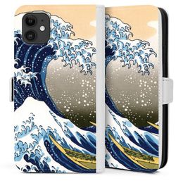 DeinDesign iPhone 11 Handy Klapph&uuml;lle Handyh&uuml;lle aus Kunst Leder wei&szlig; Flip Case Katsushika Hokusai Die Gro&szlig;e Welle Vor Kanagawa Kunst Sideflip mit Lasche