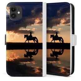 DeinDesign iPhone 11 Handy Klapph&uuml;lle Handyh&uuml;lle aus Kunst Leder wei&szlig; Flip Case Sunset Horseback Riding Horse Sideflip mit Lasche