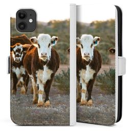 DeinDesign iPhone 11 Handy Klapph&uuml;lle Handyh&uuml;lle aus Kunst Leder wei&szlig; Flip Case Cow Farmer Calf Sideflip mit Lasche