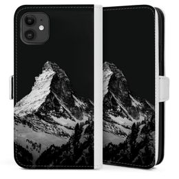 DeinDesign iPhone 11 Handy Klapph&uuml;lle Handyh&uuml;lle aus Kunst Leder wei&szlig; Flip Case Mountain Snow Mountain Top Sideflip mit Lasche
