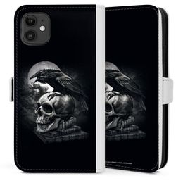 DeinDesign iPhone 11 Handy Klapph&uuml;lle Handyh&uuml;lle aus Kunst Leder wei&szlig; Flip Case Raven Skulls Skull Sideflip mit Lasche