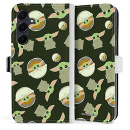 DeinDesign Galaxy A55 5G Handy Klapph&uuml;lle Handyh&uuml;lle aus Kunst Leder wei&szlig; Flip Case Official Licensed Product Star Wars Muster Baby Yoda Sideflip mit Lasche