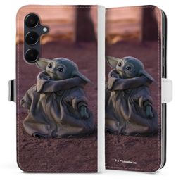 DeinDesign Galaxy A55 5G Handy Klapph&uuml;lle Handyh&uuml;lle aus Kunst Leder wei&szlig; Flip Case The Child Star Wars Baby Yoda Sideflip mit Lasche