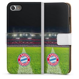 DeinDesign iPhone SE (2020) Handy Klapph&uuml;lle Handyh&uuml;lle aus Kunst Leder wei&szlig; Flip Case Stadium Fcb Fc Bayern M&uuml;nchen Sideflip mit Lasche