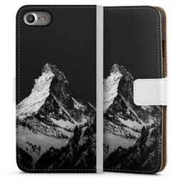 DeinDesign iPhone SE (2022) Handy Klapph&uuml;lle Handyh&uuml;lle aus Kunst Leder wei&szlig; Flip Case Snow Mountain Top Mountain Sideflip mit Lasche