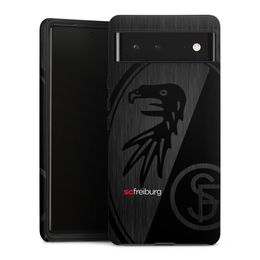 DeinDesign Google Pixel 6 Handy Panzer Handyh&uuml;lle robuste Outdoor H&uuml;lle Schutzh&uuml;lle matt Sc Freiburg Metallic Look Official Licensed Product Tough Case