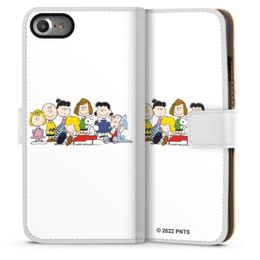 DeinDesign iPhone SE (2022) Handy Klapph&uuml;lle Handyh&uuml;lle aus Kunst Leder wei&szlig; Flip Case Merchandise Kindheit Peanuts Sideflip mit Lasche
