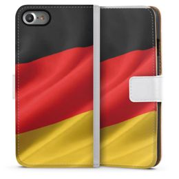 DeinDesign iPhone SE (2022) Handy Klapph&uuml;lle Handyh&uuml;lle aus Kunst Leder wei&szlig; Flip Case Flags Flag Germany Sideflip mit Lasche