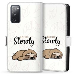 DeinDesign Galaxy S20 FE Handy Klapph&uuml;lle Handyh&uuml;lle aus Kunst Leder wei&szlig; Flip Case Sloth Animals Lazy Sunday Sideflip mit Lasche