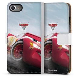 DeinDesign iPhone SE (2020) Handy Klapph&uuml;lle Handyh&uuml;lle aus Kunst Leder wei&szlig; Flip Case Official Licensed Product Cars Lightning Mcqueen 95 Sideflip mit Lasche
