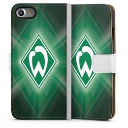 DeinDesign iPhone SE (2022) Handy Klapph&uuml;lle Handyh&uuml;lle aus Kunst Leder wei&szlig; Flip Case Sv Werder Bremen Official Licensed Product Coat Of Arms Sideflip mit 
