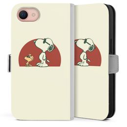 DeinDesign iPhone 17e Handy Klapph&uuml;lle Handyh&uuml;lle aus Kunst Leder wei&szlig; Flip Case Snoopy Official Licensed Product Kindheit Sideflip mit Lasche