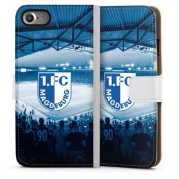 DeinDesign iPhone SE (2020) Handy Klapph&uuml;lle Handyh&uuml;lle aus Kunst Leder wei&szlig; Flip Case 1. Fcm Stadium 1. Fc Magdeburg Sideflip mit Lasche