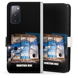 DeinDesign Galaxy S20 FE Handy Klapph&uuml;lle Handyh&uuml;lle aus Kunst Leder wei&szlig; Flip Case Wall Hertha Bsc Official Licensed Product Sideflip mit Lasche