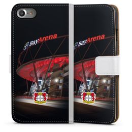 DeinDesign iPhone SE (2020) Handy Klapph&uuml;lle Handyh&uuml;lle aus Kunst Leder wei&szlig; Flip Case Bayer 04 Leverkusen Stadium Official Licensed Product Sideflip mit Lasche